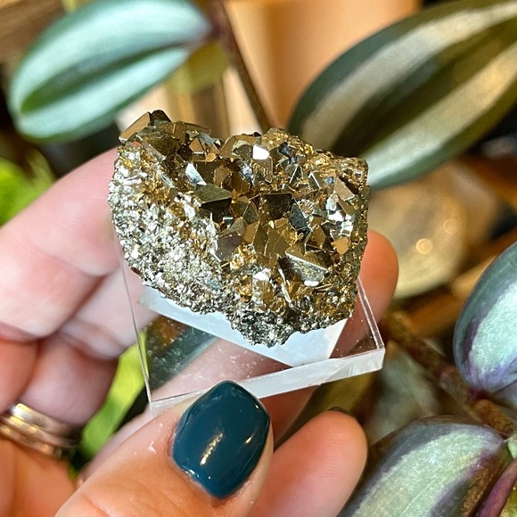 Accents | Raw Pyrite Crystal Specimen Display Huanzala Mine Peru | Poshmark